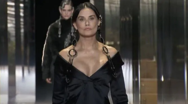 "Субстанція": Як Демі Мур перетворилася на потвору / Анна Співак / Uainfo.org - Блоги